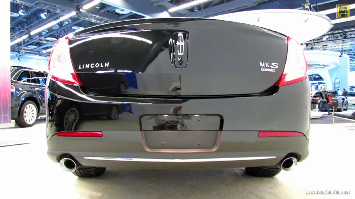 2013 Lincoln MKS at 2013 Montreal Auto Show