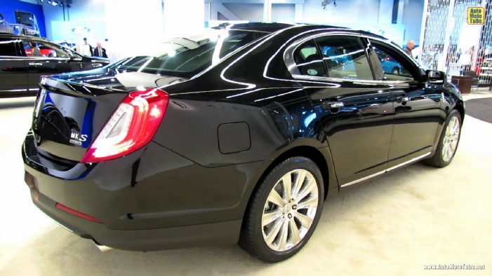 2013 Lincoln MKS at 2013 Montreal Auto Show