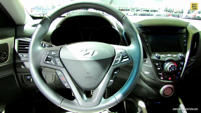 2014 Hyundai Veloster R-Spec at 2013 Los Angeles Auto Show