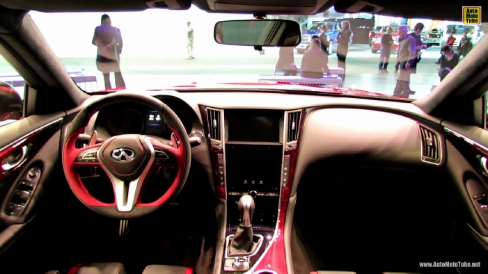 2015 Infiniti Q50 Eau Rouge at 2014 Detroit Auto Show