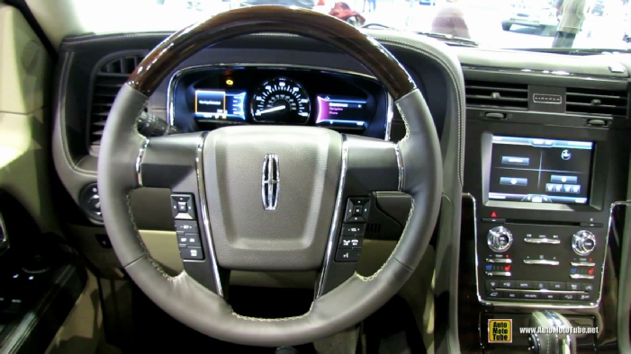 2015 Lincoln Navigator at 2014 Chicago Auto Show