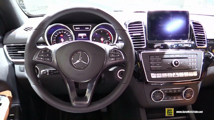 2016 Mercedes-Benz GLE-Class GLE350d Coupe at 2015 Detroit Auto Show